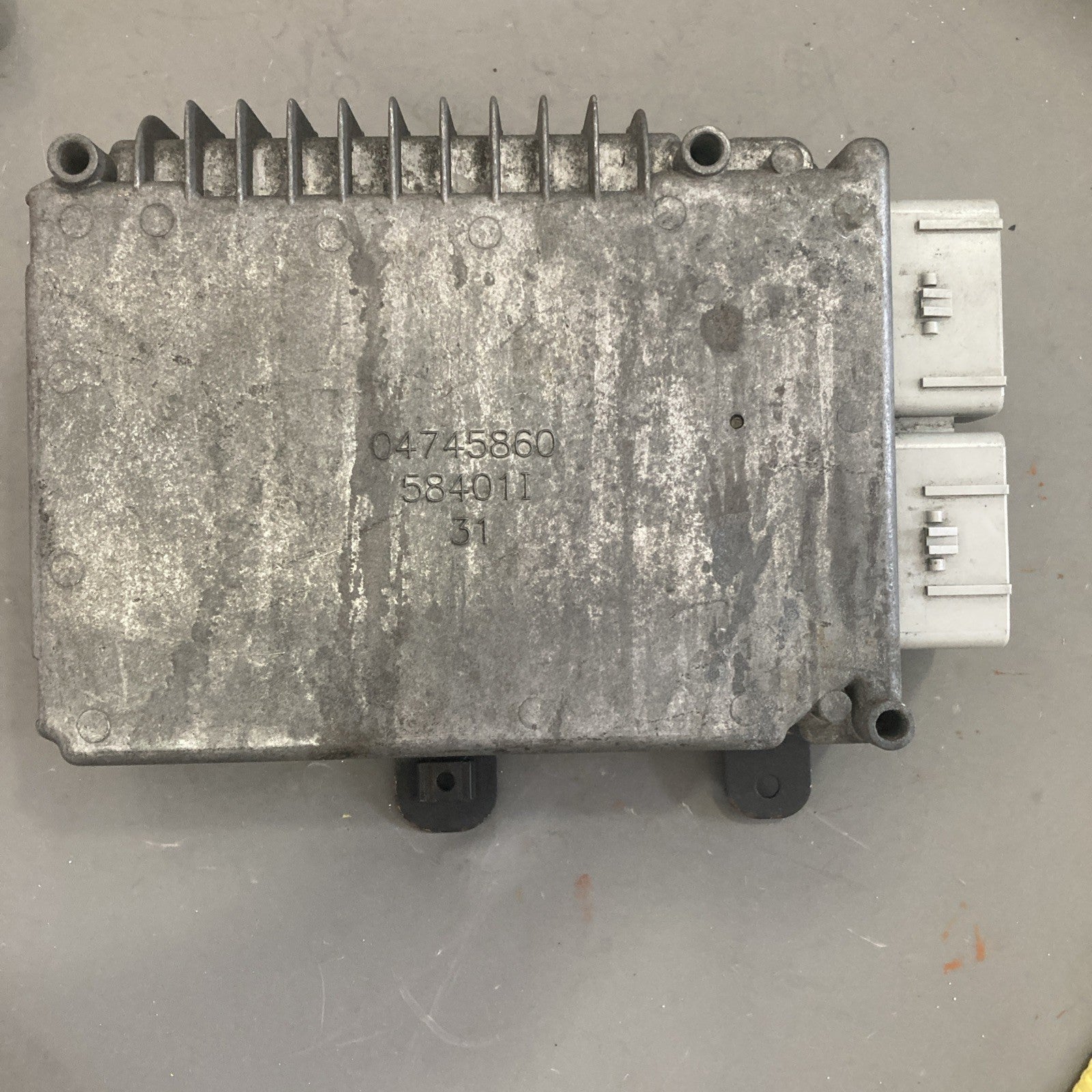 2001 Dodge Caravan 2.4L ECU/ECM P04727512AK – Automobile Computer Solutions
